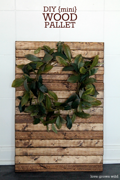 DIY Mini Wood Pallet - Love Grows Wild