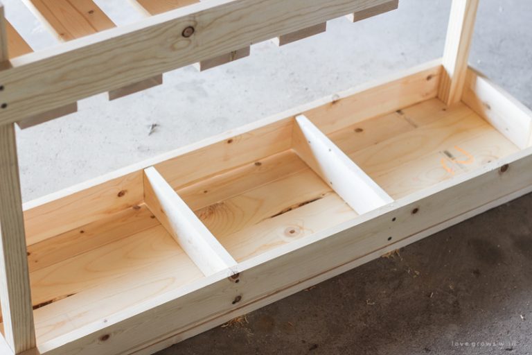 How to Build an Outdoor Console Table - Love Grows Wild