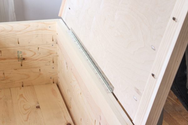 DIY Storage Trunk | LoveGrowsWild.com - Love Grows Wild