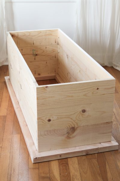 DIY Storage Trunk - Love Grows Wild
