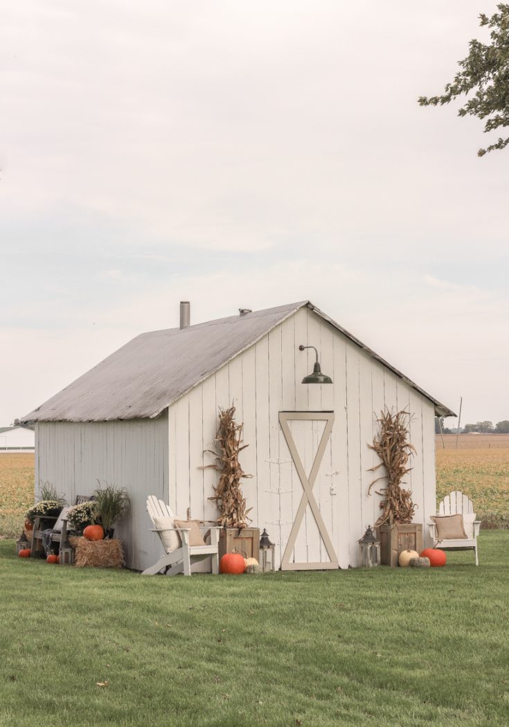 Fall Decorated Barn - Love Grows Wild