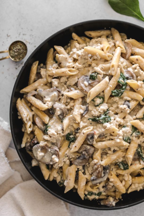 Creamy High Protein Italian Pasta with Spinach and Mushrooms - Love ...
