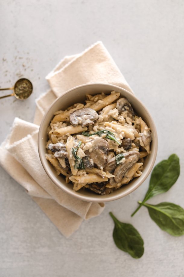 Creamy High Protein Italian Pasta with Spinach and Mushrooms - Love ...